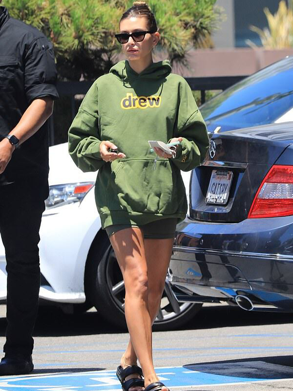 Buy Now Supermodel Hailey Bieber Pullover Hoodie Buy Now Supermodel Hailey Bieber Pullover Hoodie